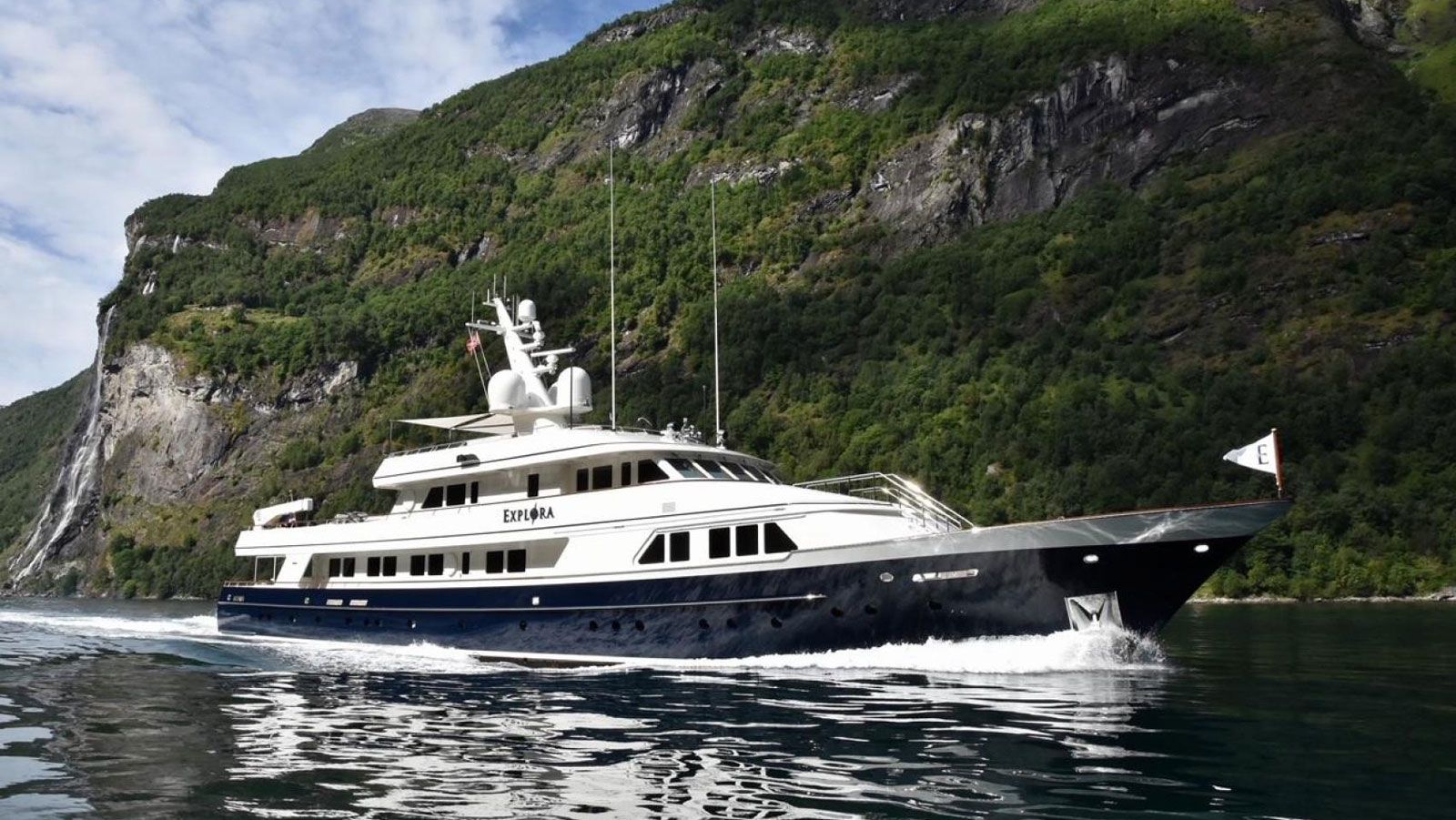 47m classic Feadship motor yacht Explora sold
